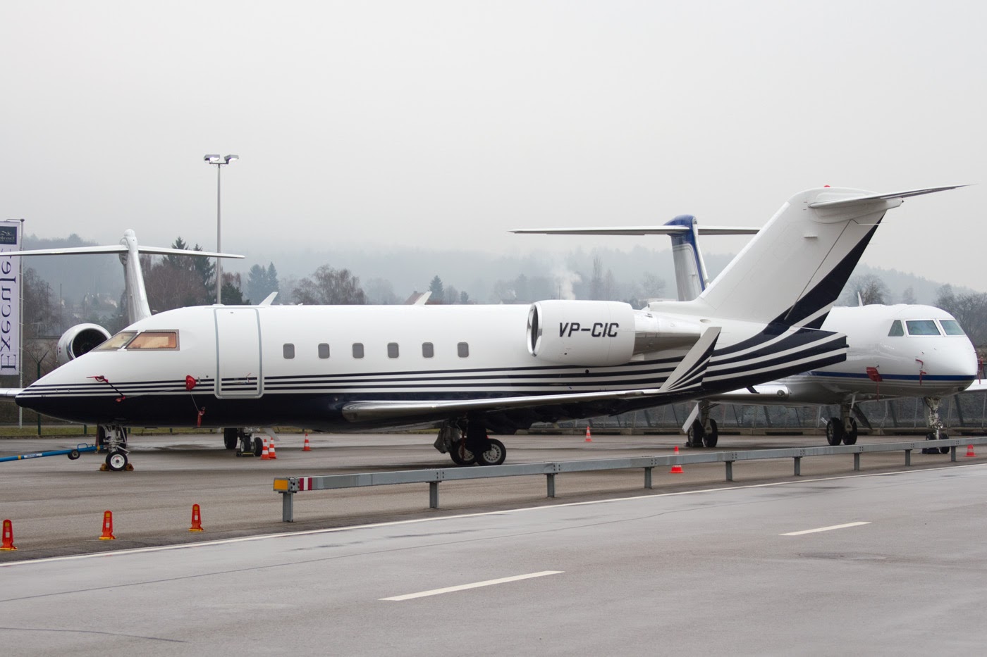 WEF - Jets 2014: TAG Aviation UK CL60 VP-CIC