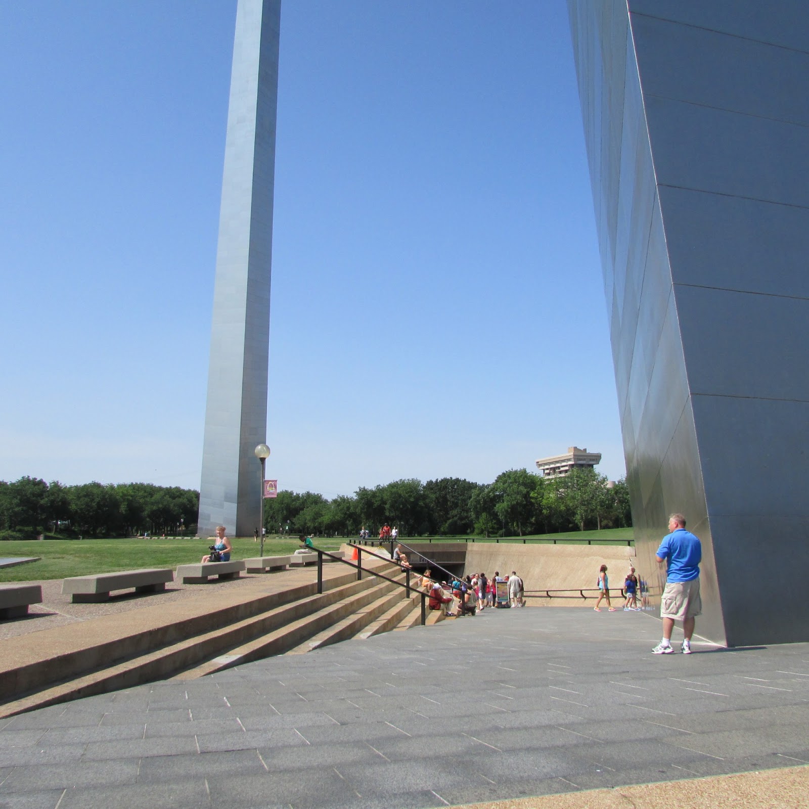 The Ultimate Life List: LIFE LIST: SEE THE GATEWAY ARCH