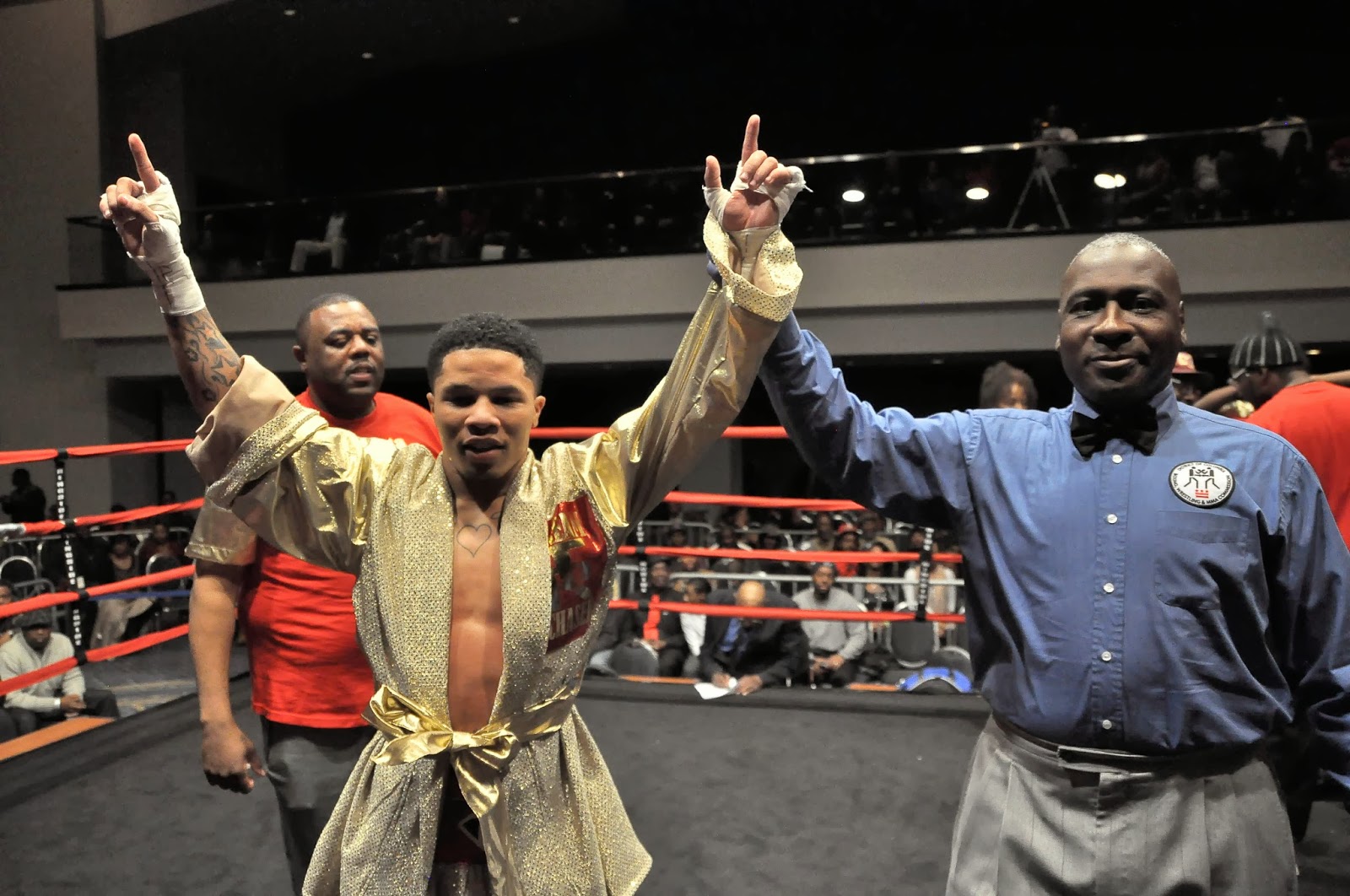 Boxing Along The Beltway: Davis Scores Second-Round TKO!