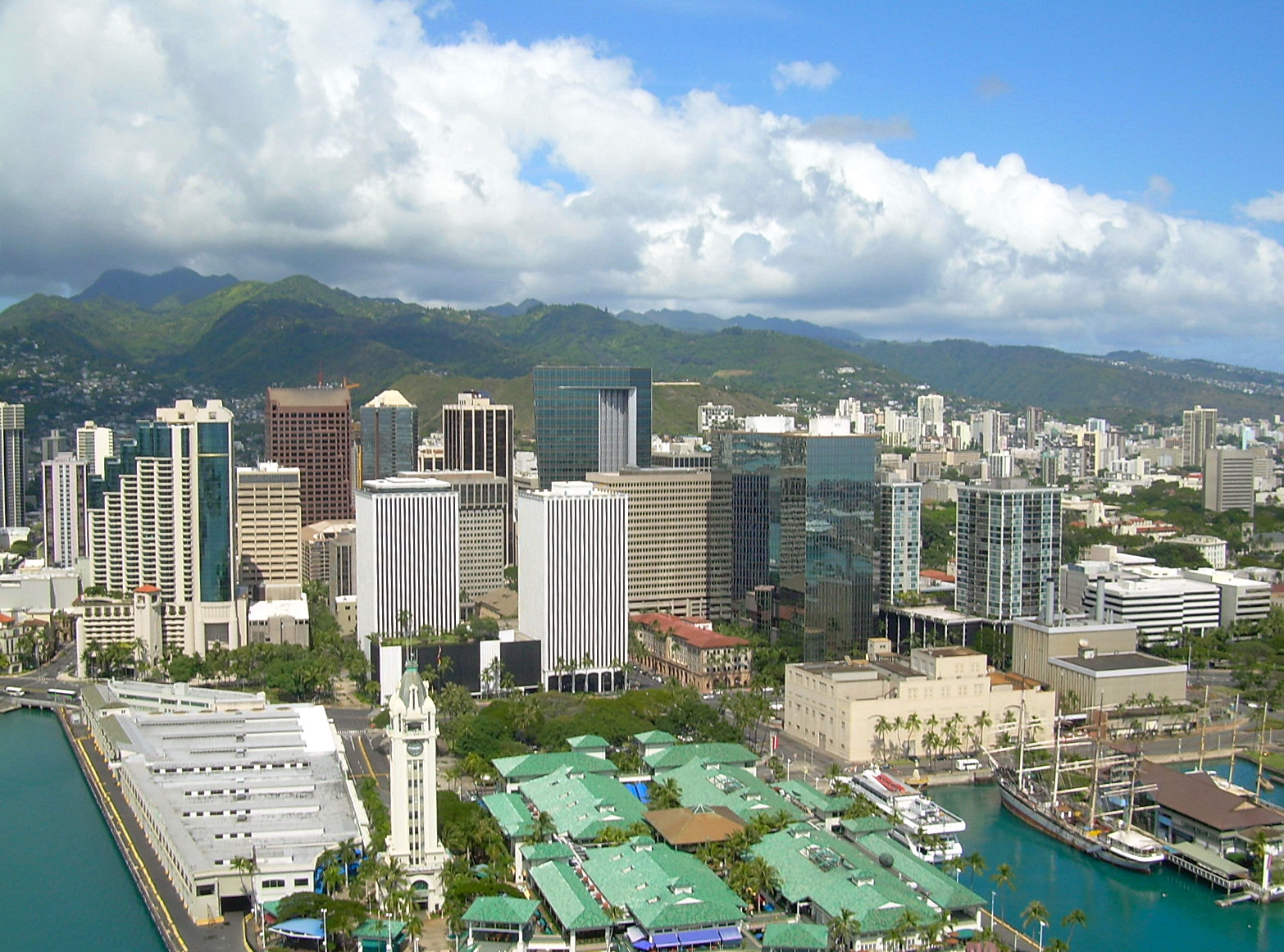 Honolulu, Hawaii - Travel Info and Travel Guide - Exotic Travel Destination