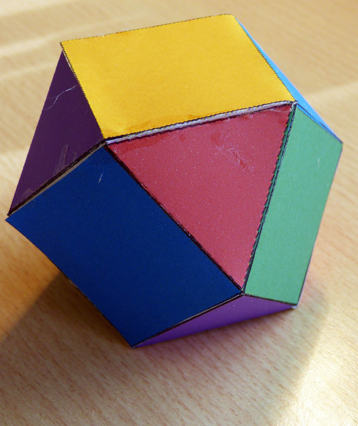 Entusiasco: Matemáticas Y Diversión 20. El Cuboctaedro