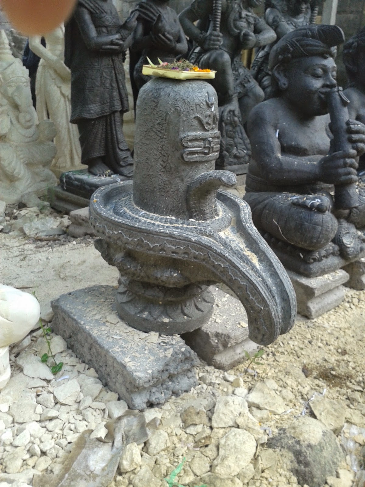 Lingga Yoni, Linggam Dewa Shiwa (Sold) - Liklik Batu Collection