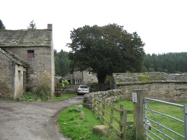 Gadgie Walks: October 2016