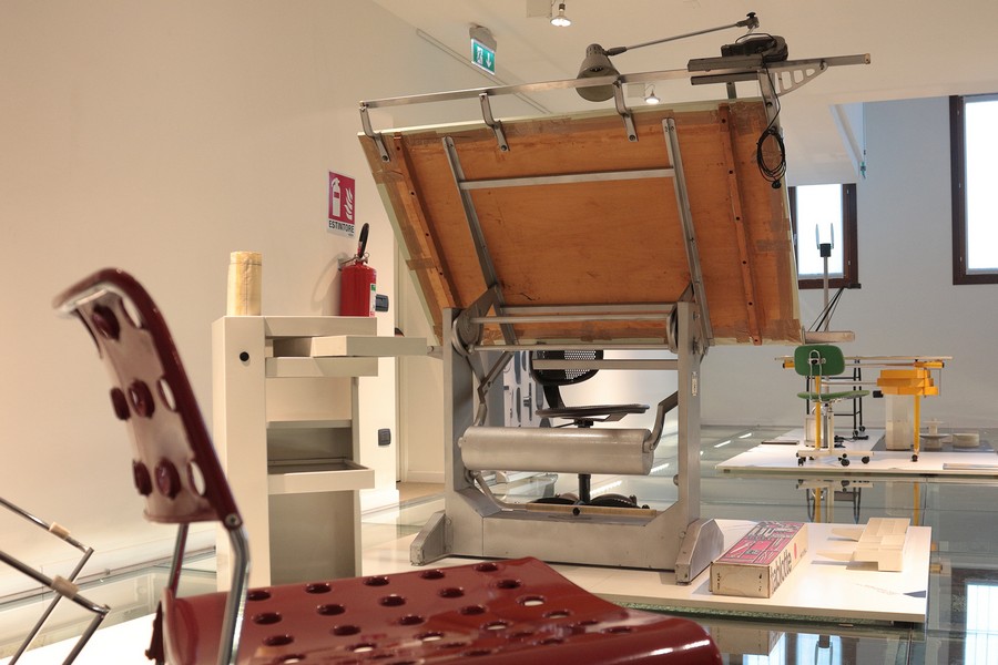 La mostra Frammenti Bieffe 1953 - 1999