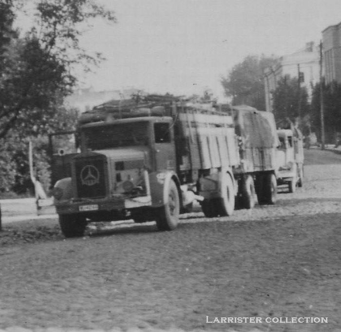 NAZI JERMAN: Foto Mobil Mercedes-Benz Era Third Reich
