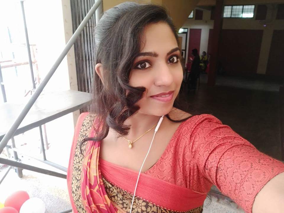 The Fresh Malayali: 'Oru Adaar Love' Actress Jipsa Beegum - Actress ...