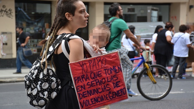 Las mejores 23 fotos de la macha de mujeres en el Día Internacional de ...
