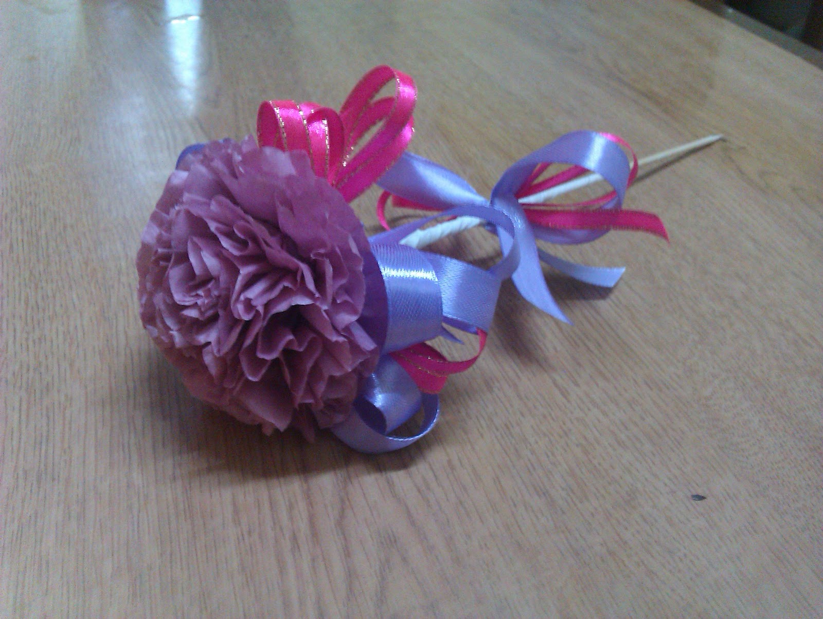 Mirza Simply Craft : BUNGA TELUR TISU CARNATION