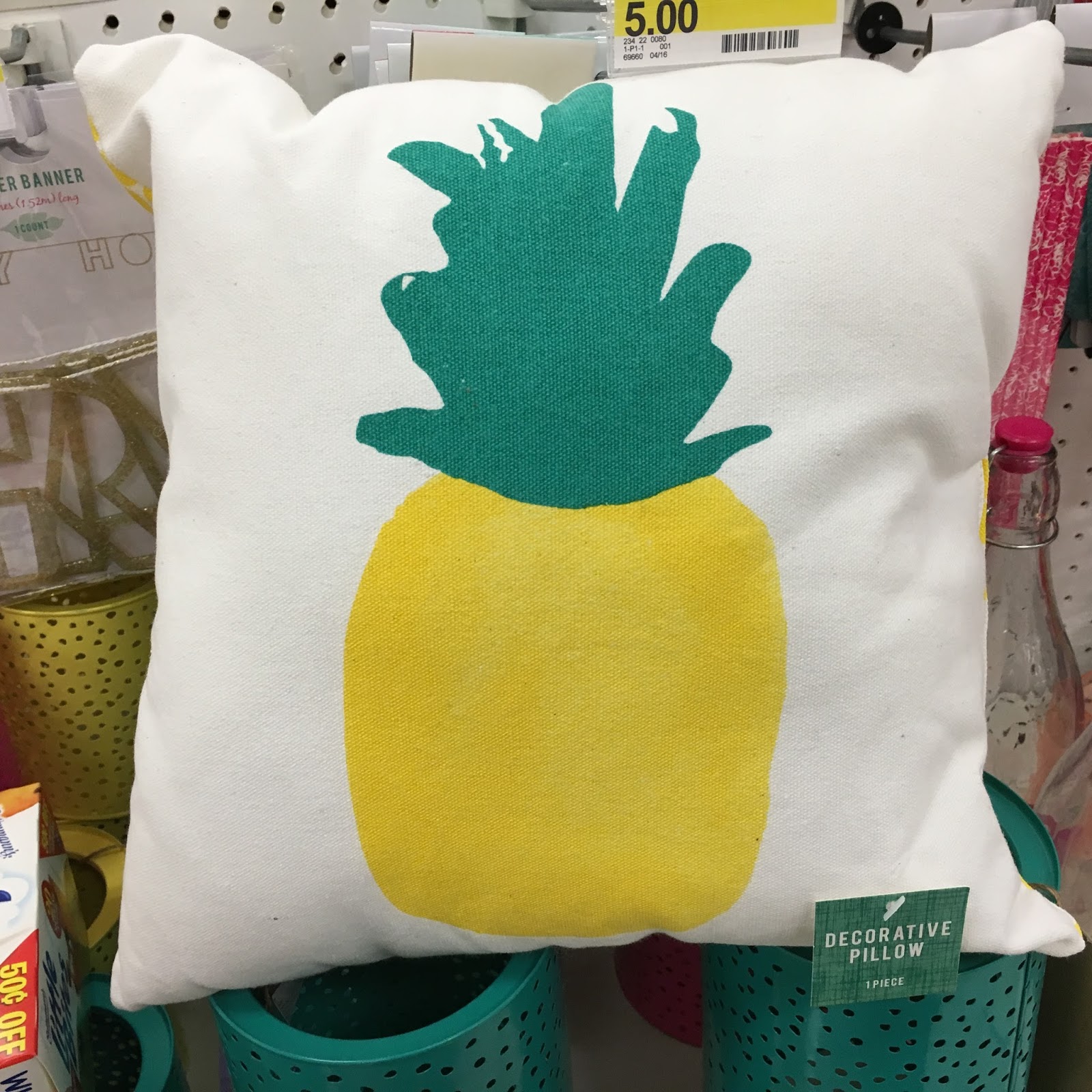 Tracy's Notebook of Style: NEW 25 Pics: Target Dollar Spot Pineapple ...