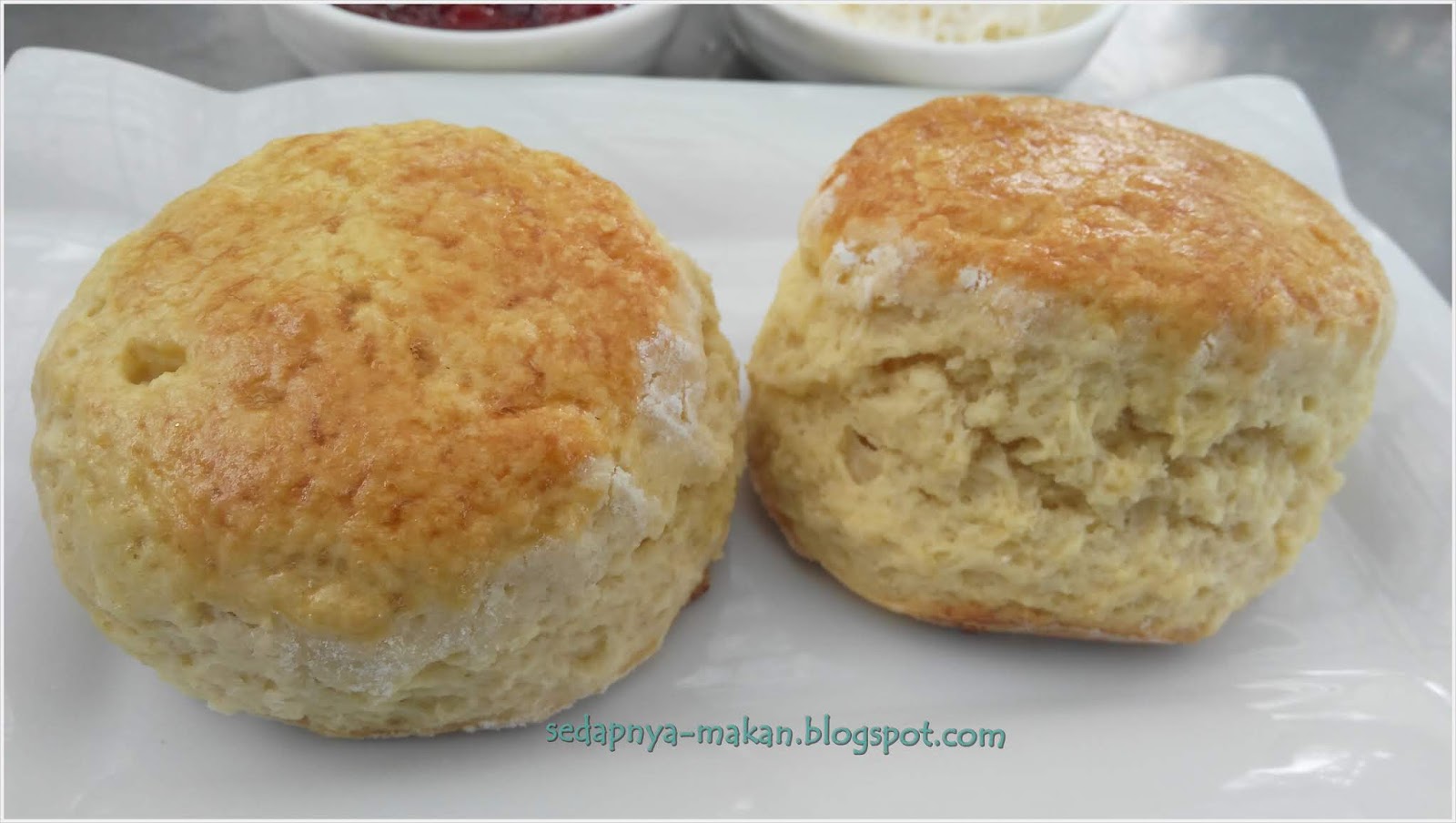 MaKaN JiKa SeDaP: Makan scones di KHM Strawberry, Taman Sedia Tanah ...