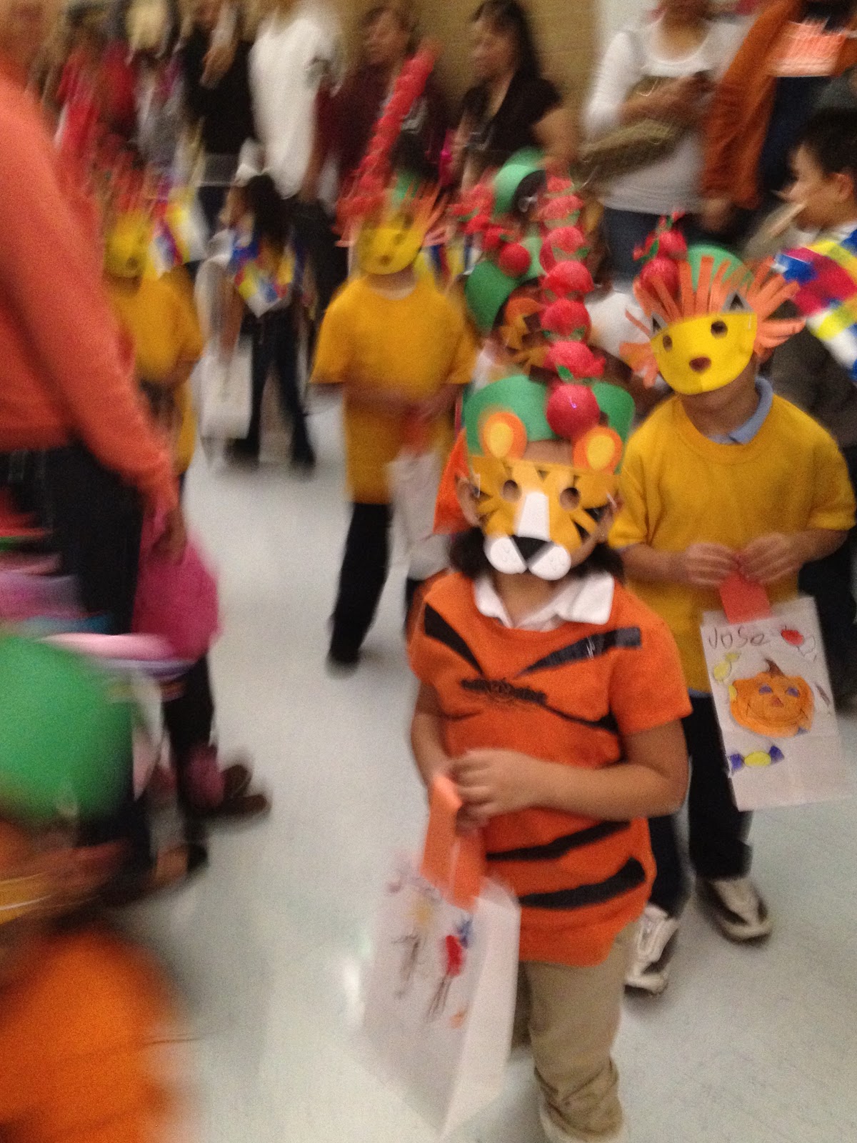 Kinder Dual Language Divas: Story Book Parade