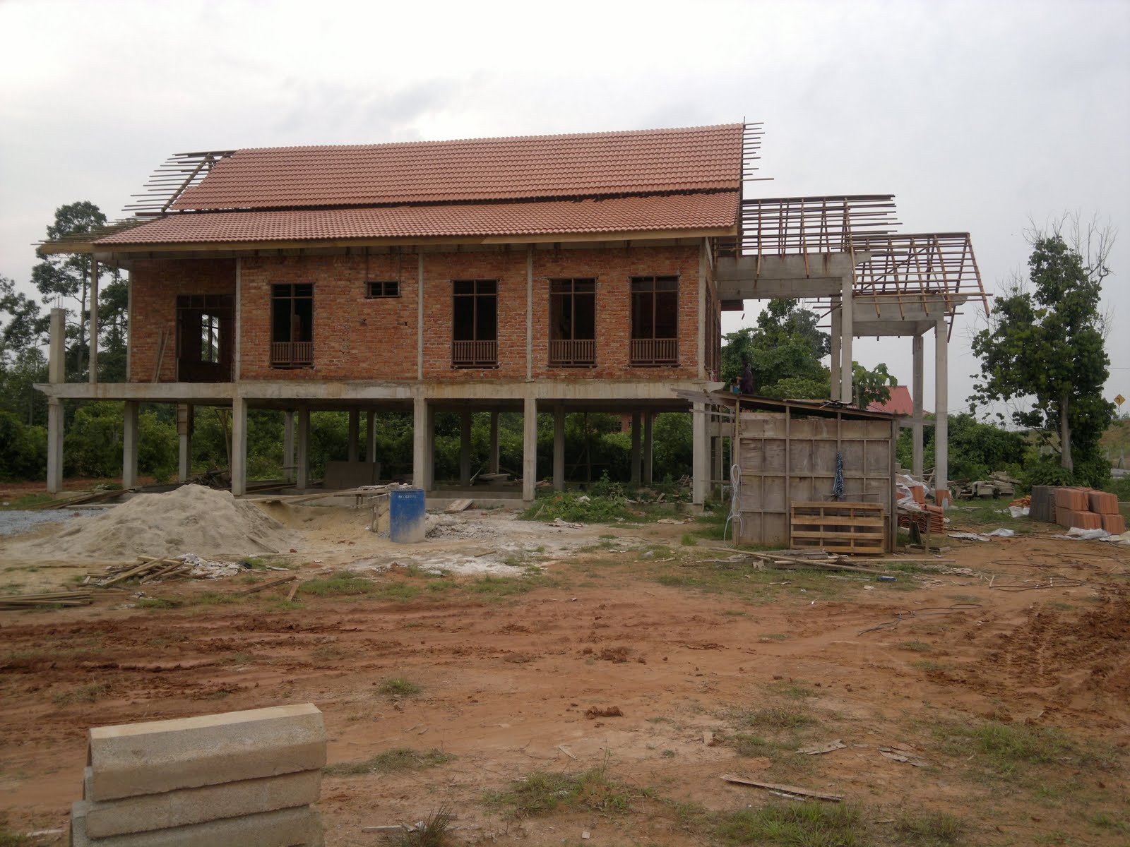 Hartanah Property Terengganu: Penyediaan Bumbung Rumah - UPDATES