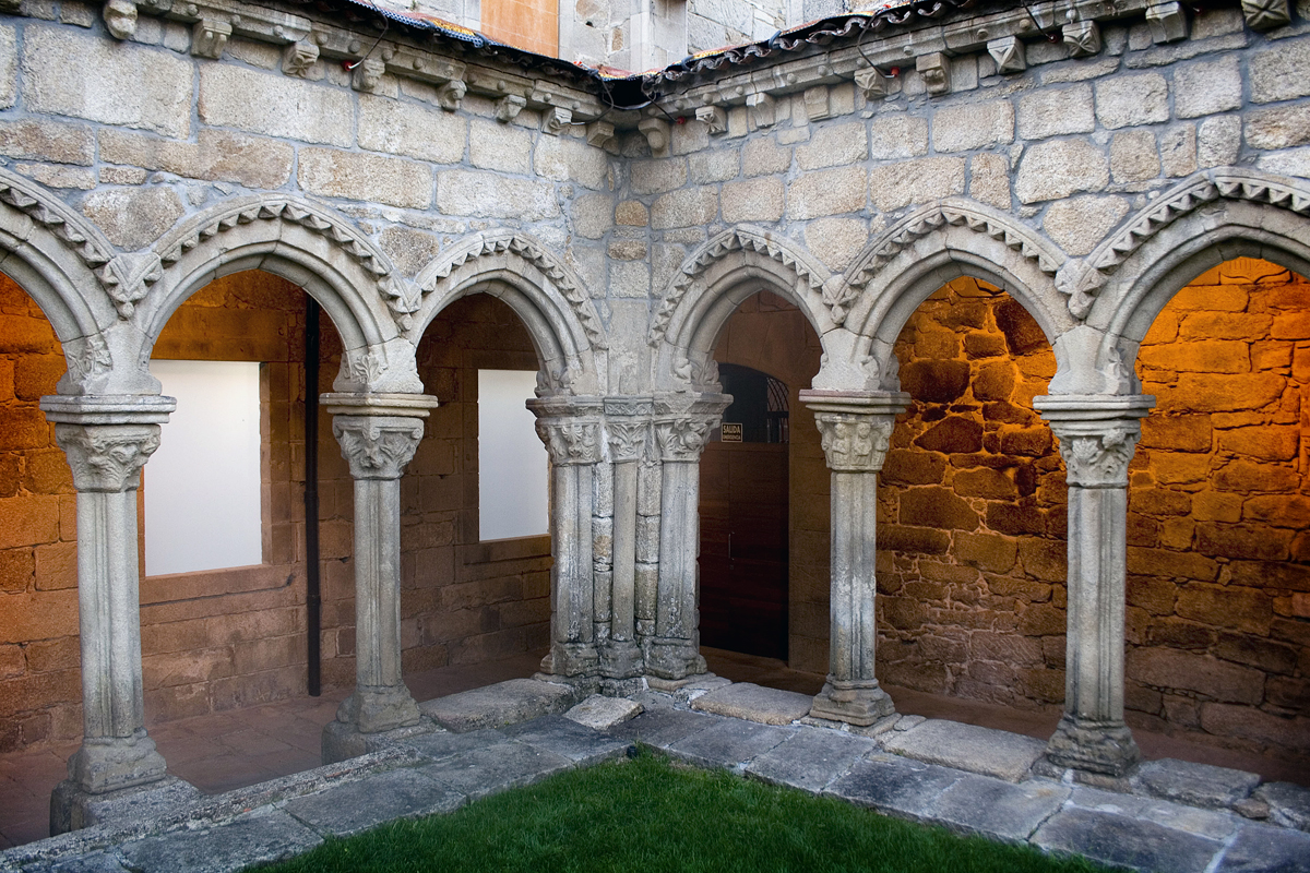 Claustro de San Francisco (Ourense) | desdemiascensor