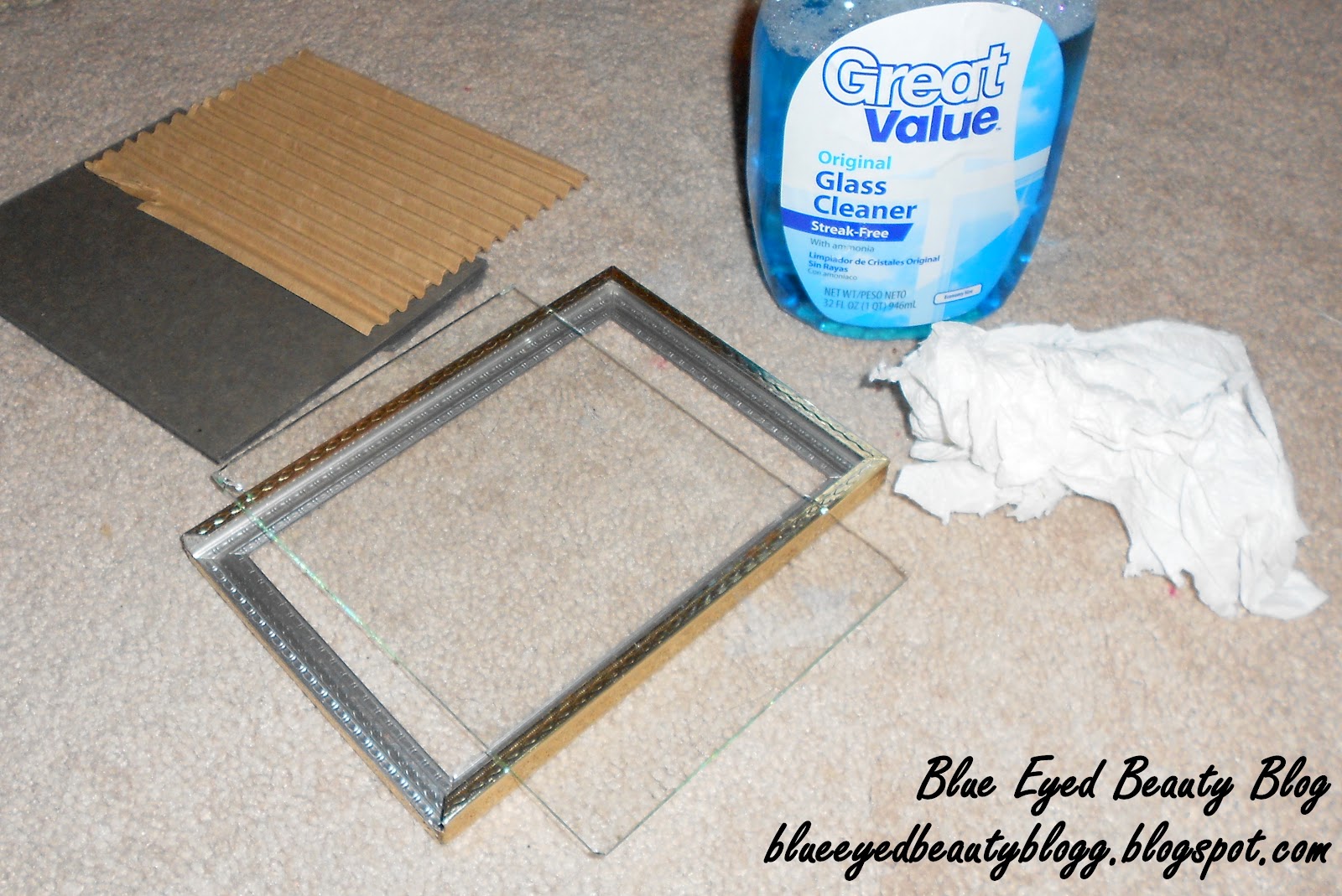 Blue Eyed Beauty Blog: DIY Framed Lace