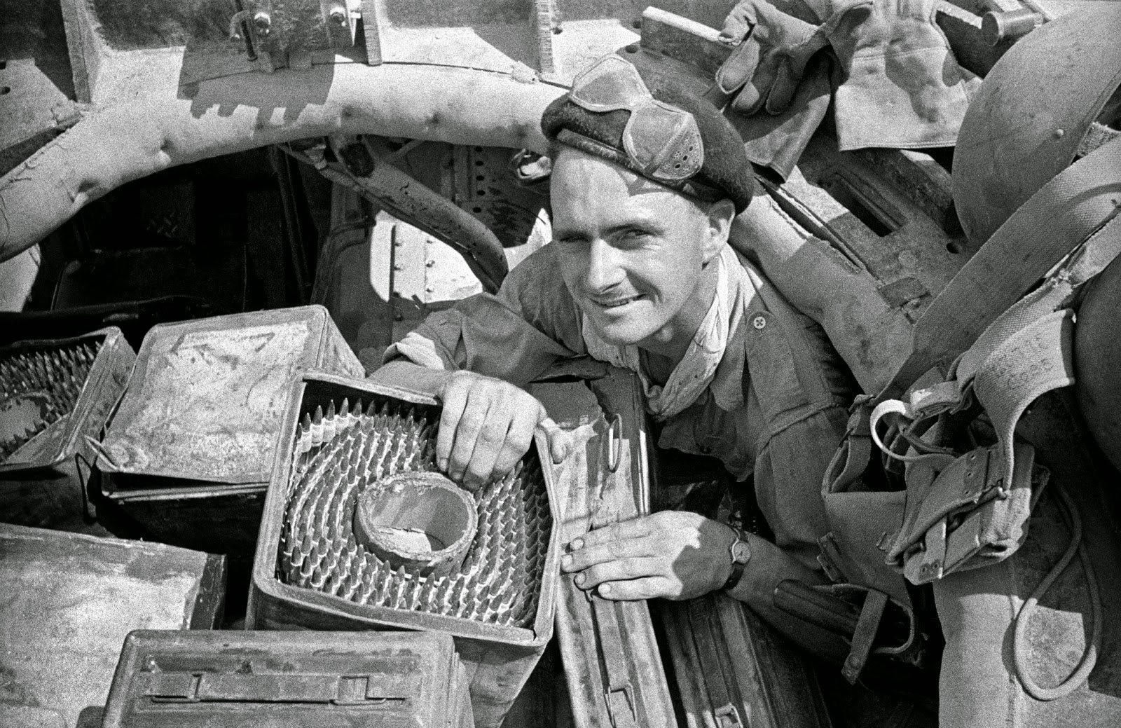 History in Photos: George Frederick Kaye