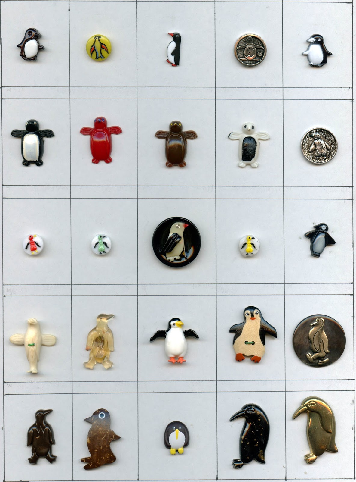 Pegs Button Blog: Penguin..buttons