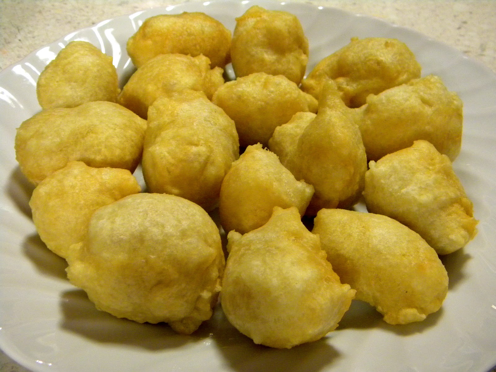 Ambrosia e Nettare: SUA MAESTA' LA PITTULA (regina delle feste)