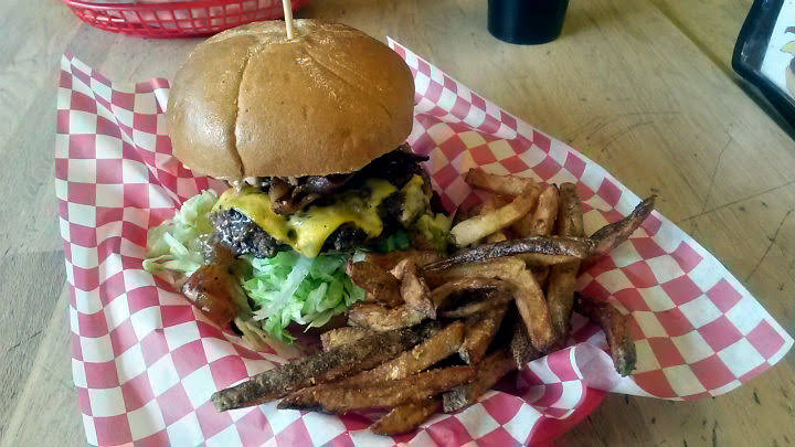 Aaron's Food Adventures | Food Reviews | Spicy Food Challenges | Food ...