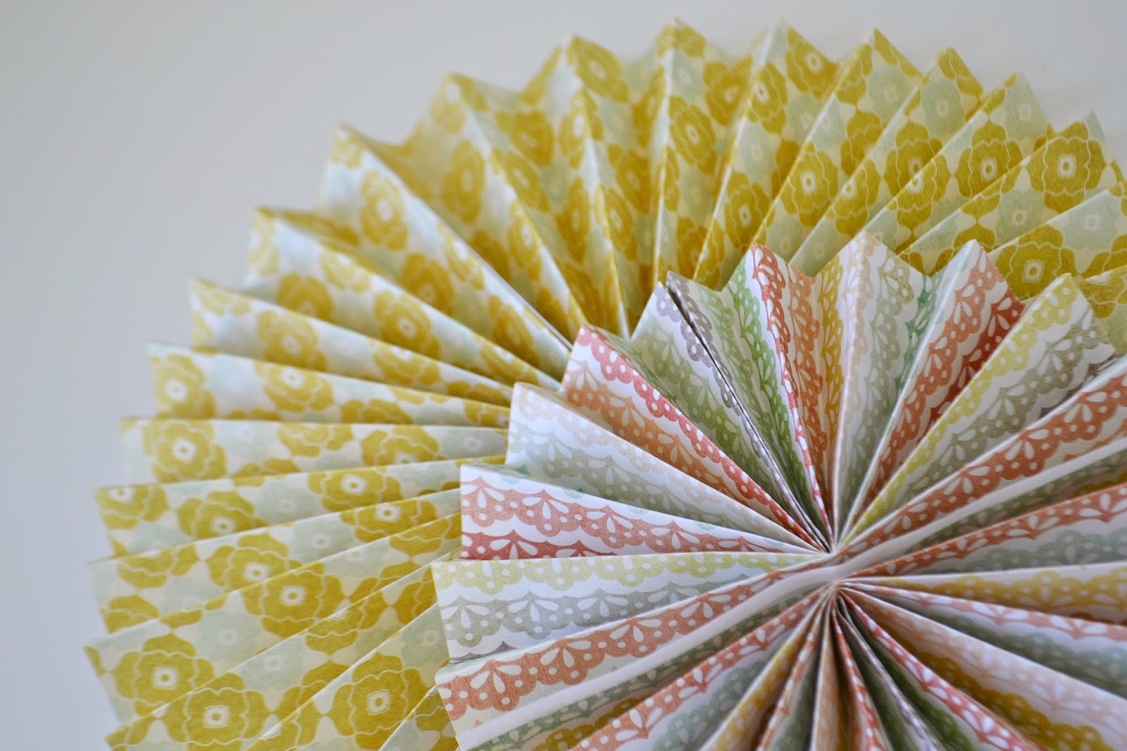 Funky Junk: DIY Paper Fans