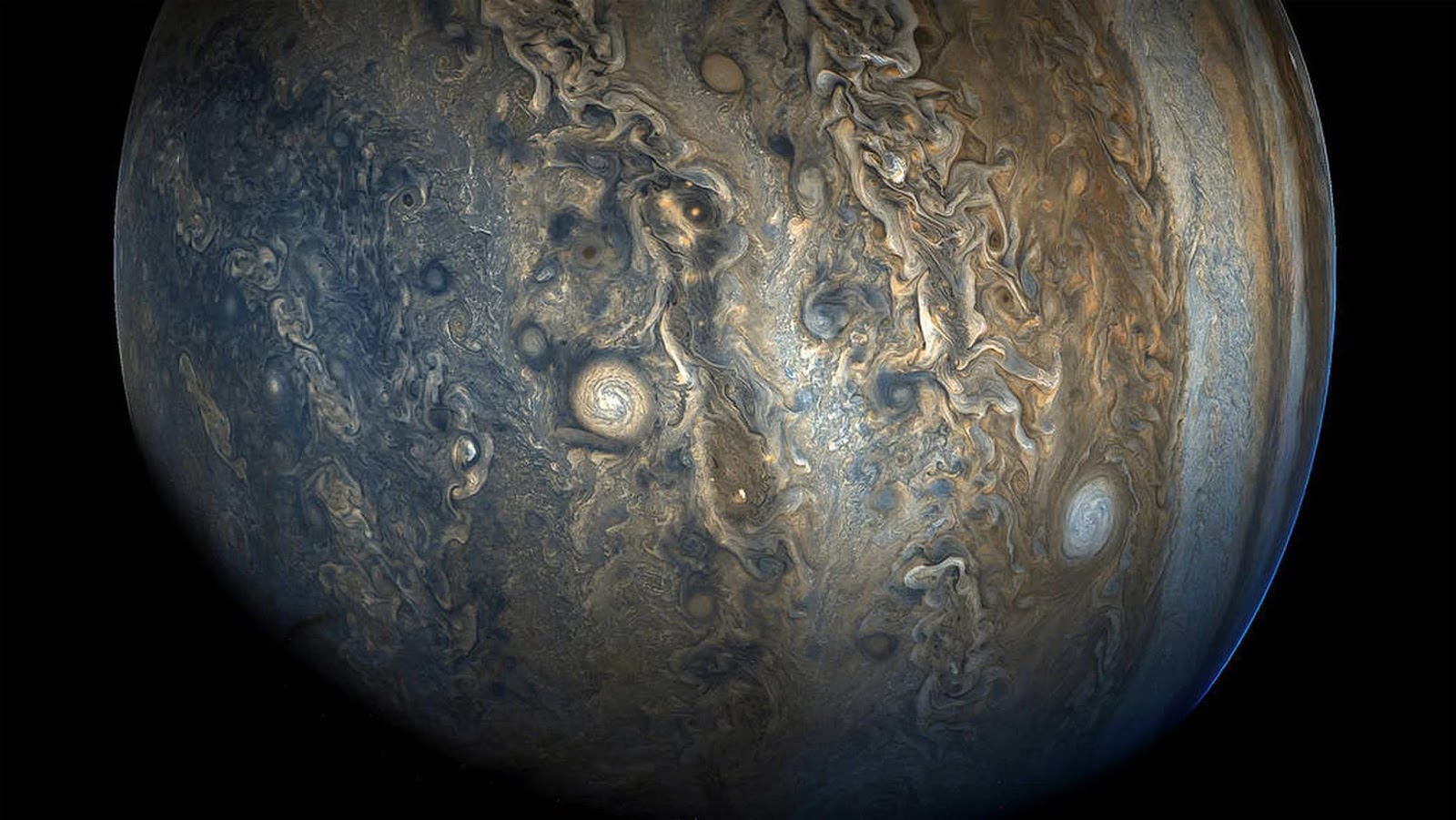 Melihat Awan Badai Planet Jupiter Lebih Dekat - Info Astronomy