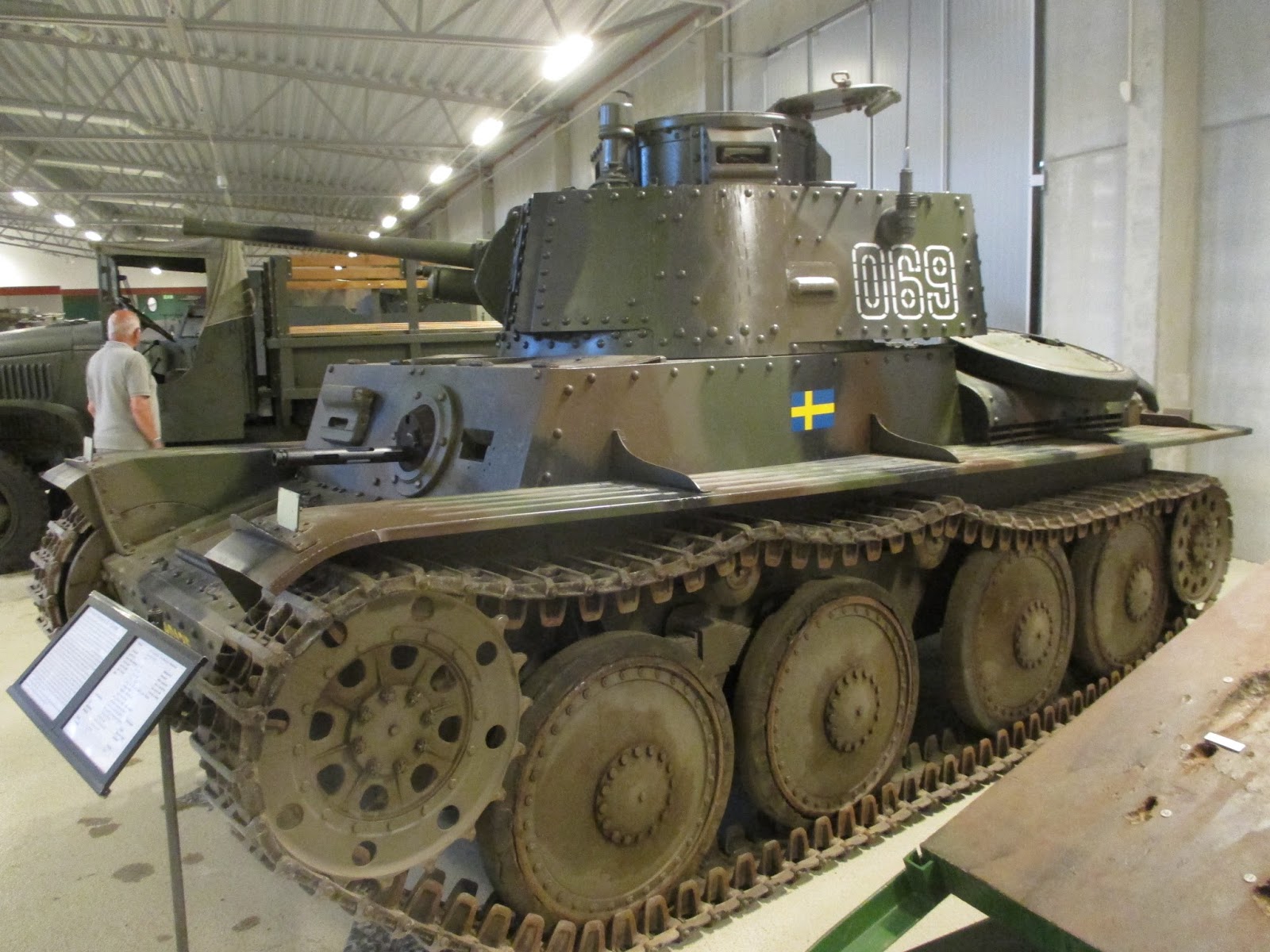 The Miniatures Man: A trip to Arsenalen – The Swedish Tank Museum ...