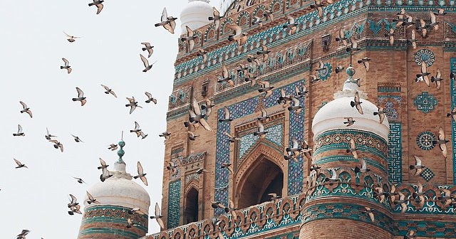 Travel virtually to Multan and Lahore in Pakistan with Abid!