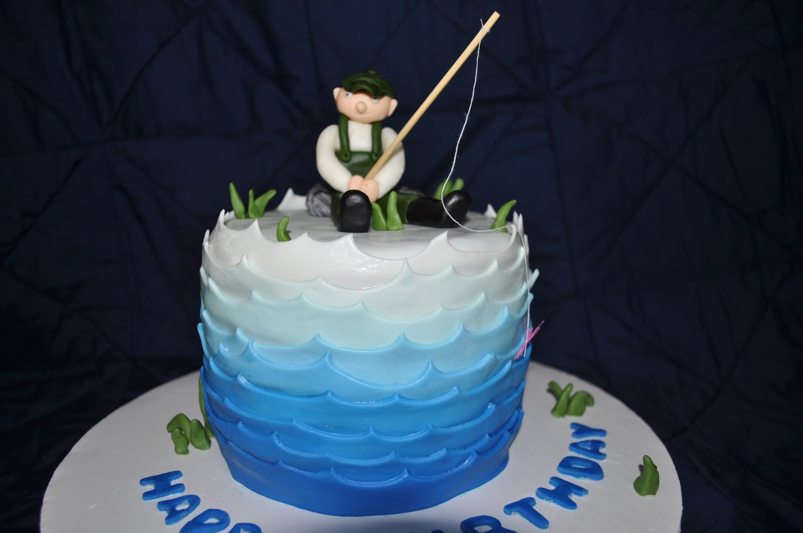 Katie's Cake Creations: Ombre Fly Fisherman Cake