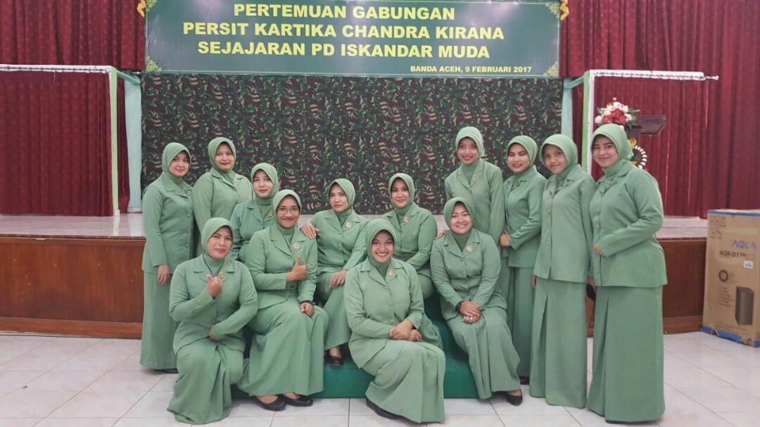 DhuhaIsTheReason: Sebutan Persatuan Istri Didalam Tentara