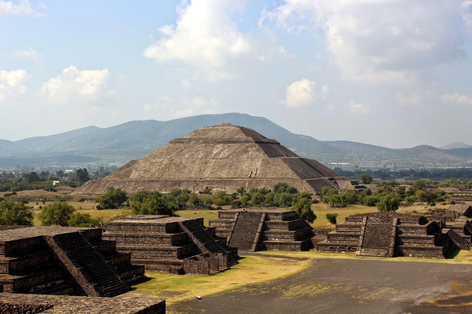 Double Skinny Macchiato: Mexico City: Teotihuacán Pyramids