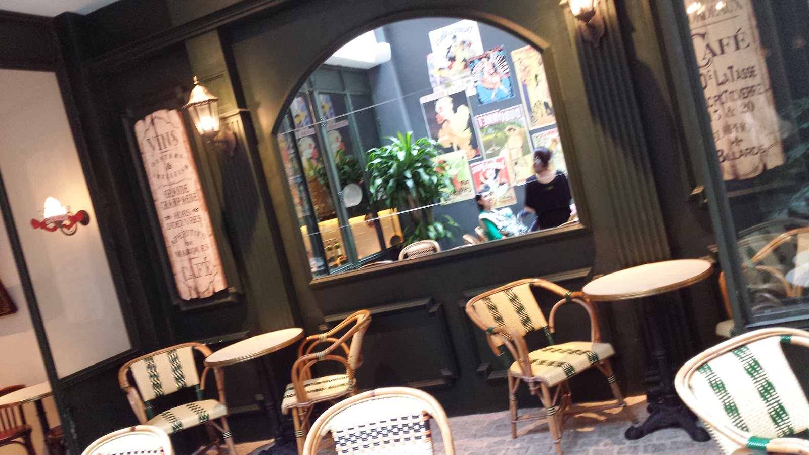 Street Food Warms Your Heart: Café & Bar Gavroche at 69 Tras Street ...