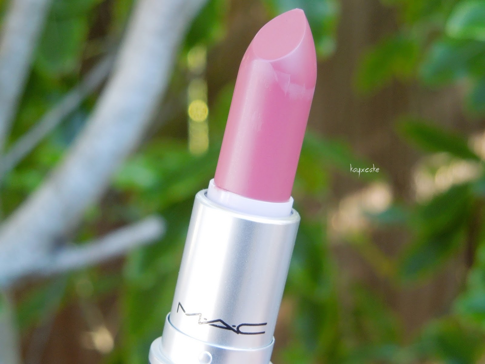 Kay Cake Beauty: MAC Mehr Lipstick ♡ Review + Swatches