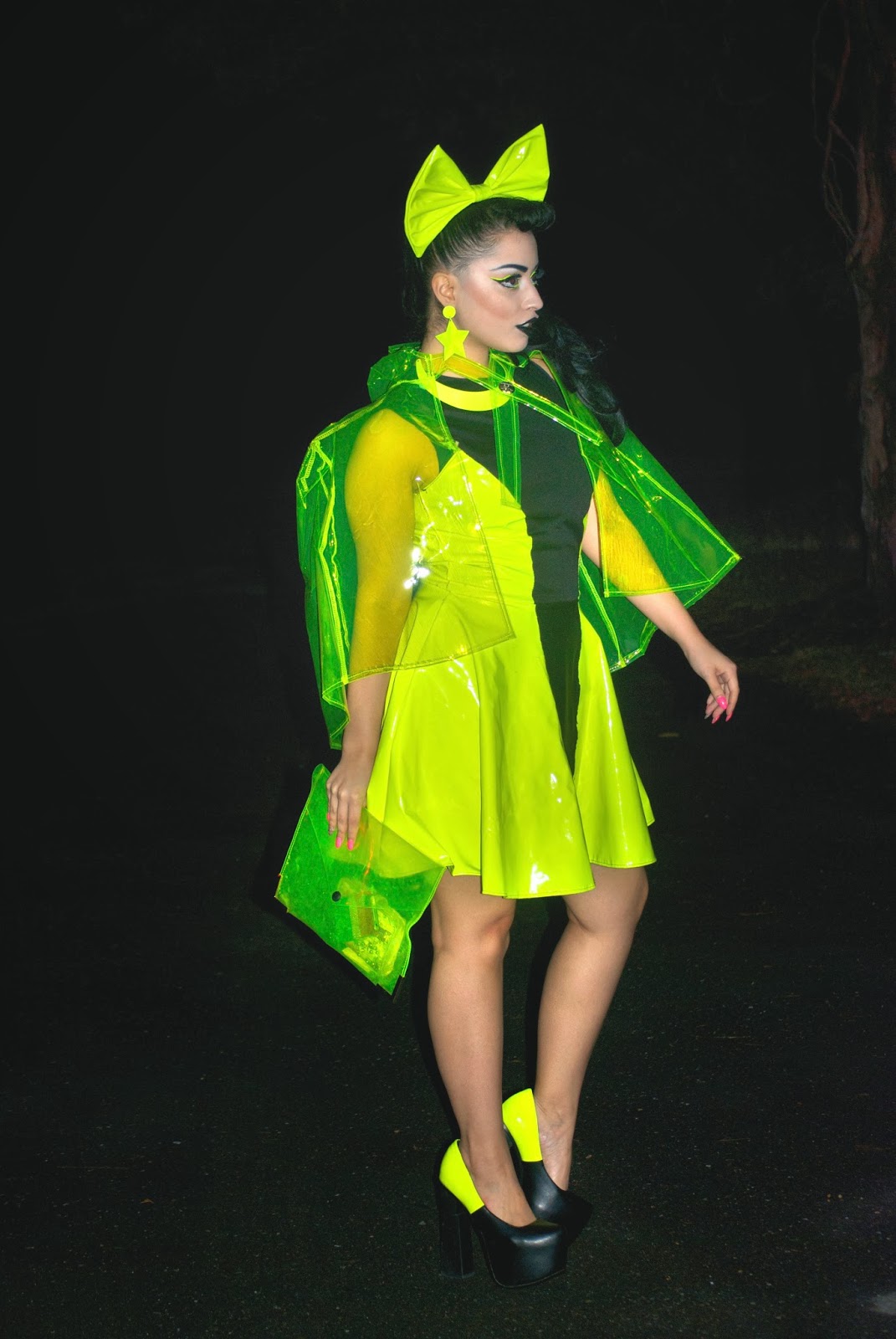 ALEXANDRAMETALCLOWN: NEON YELLOW PVC OUTFIT