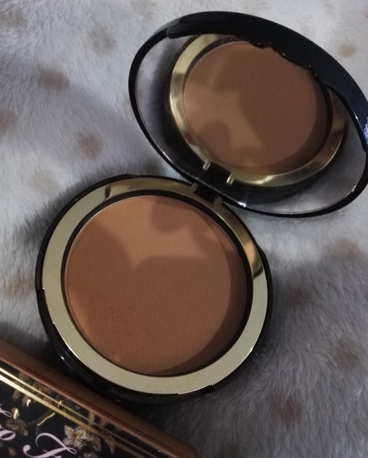 INCI VERDE BLOG: TOO FACED Cocoa Powder foundation
