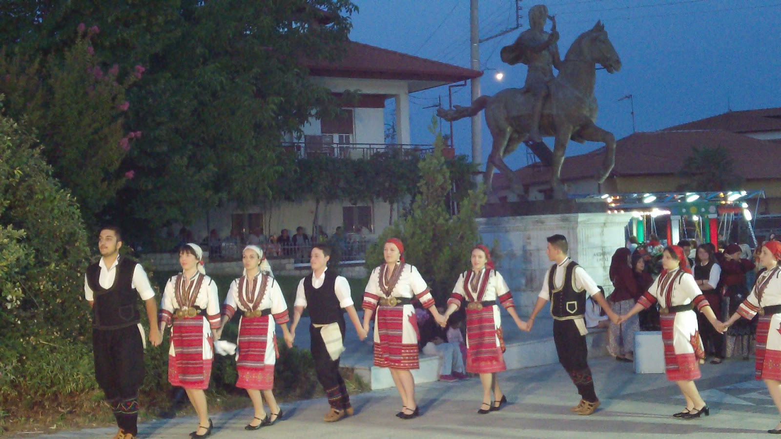 folklore-Παράδοση-Πολιτισμός: ΠΑΝΗΓΥΡΗ 29/30 ΙΟΥΝΙΟΥ 2013 ΣΤΗΝ ΠΕΛΛΑ