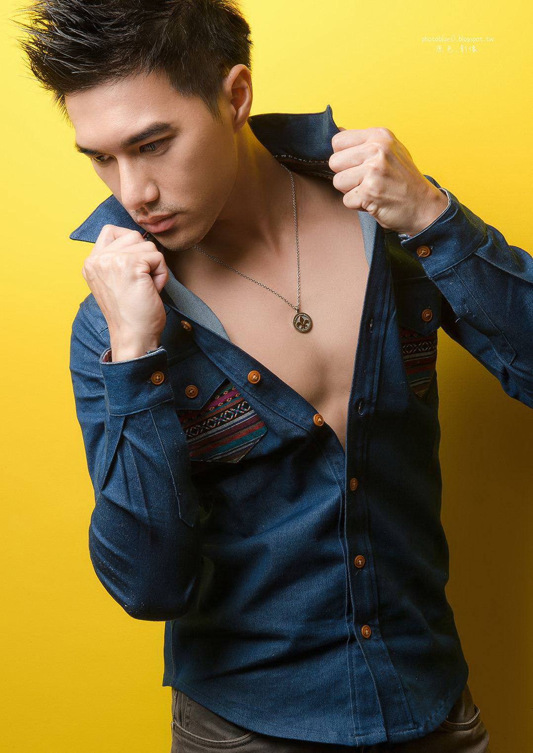 HOT MALE MODELS: Blue Man 39