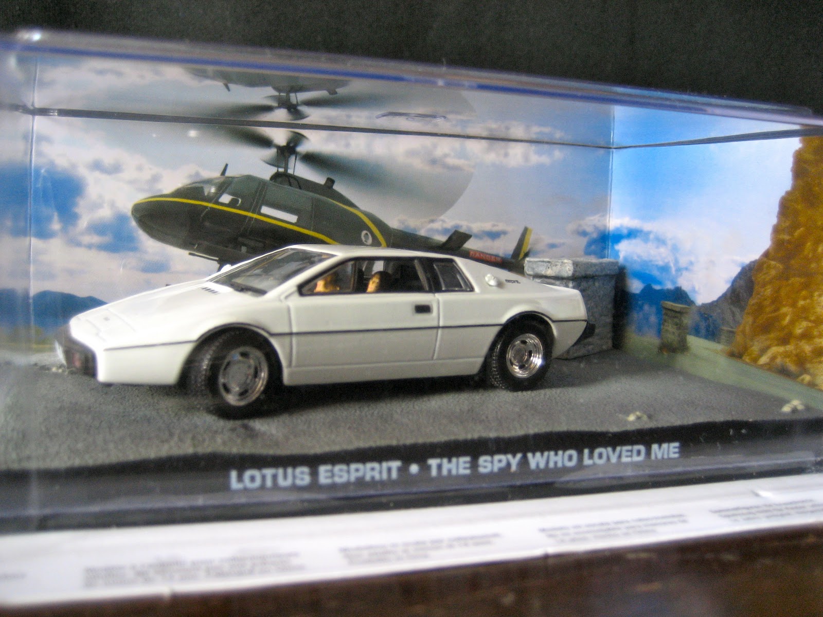 James Bond Collectibles: James Bond Car Collection: The Spy Who Loved Me