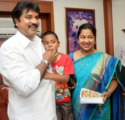 South Indian Actress Radhika Sarathkumar Kids (Children) Daughter ...