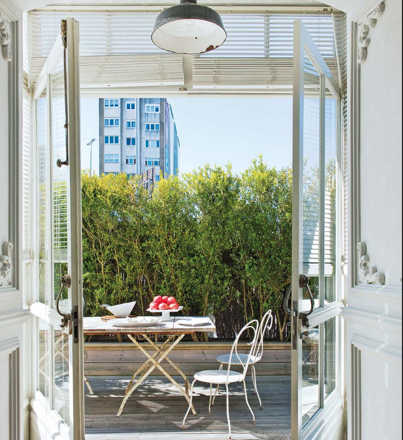 An amazing Spanish house with a multicultural splendor