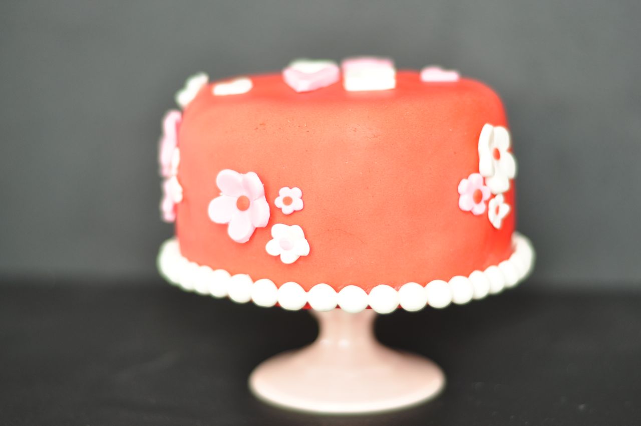 Selfmade Fondant Torte | Handsome - powered by CopyPasteLove