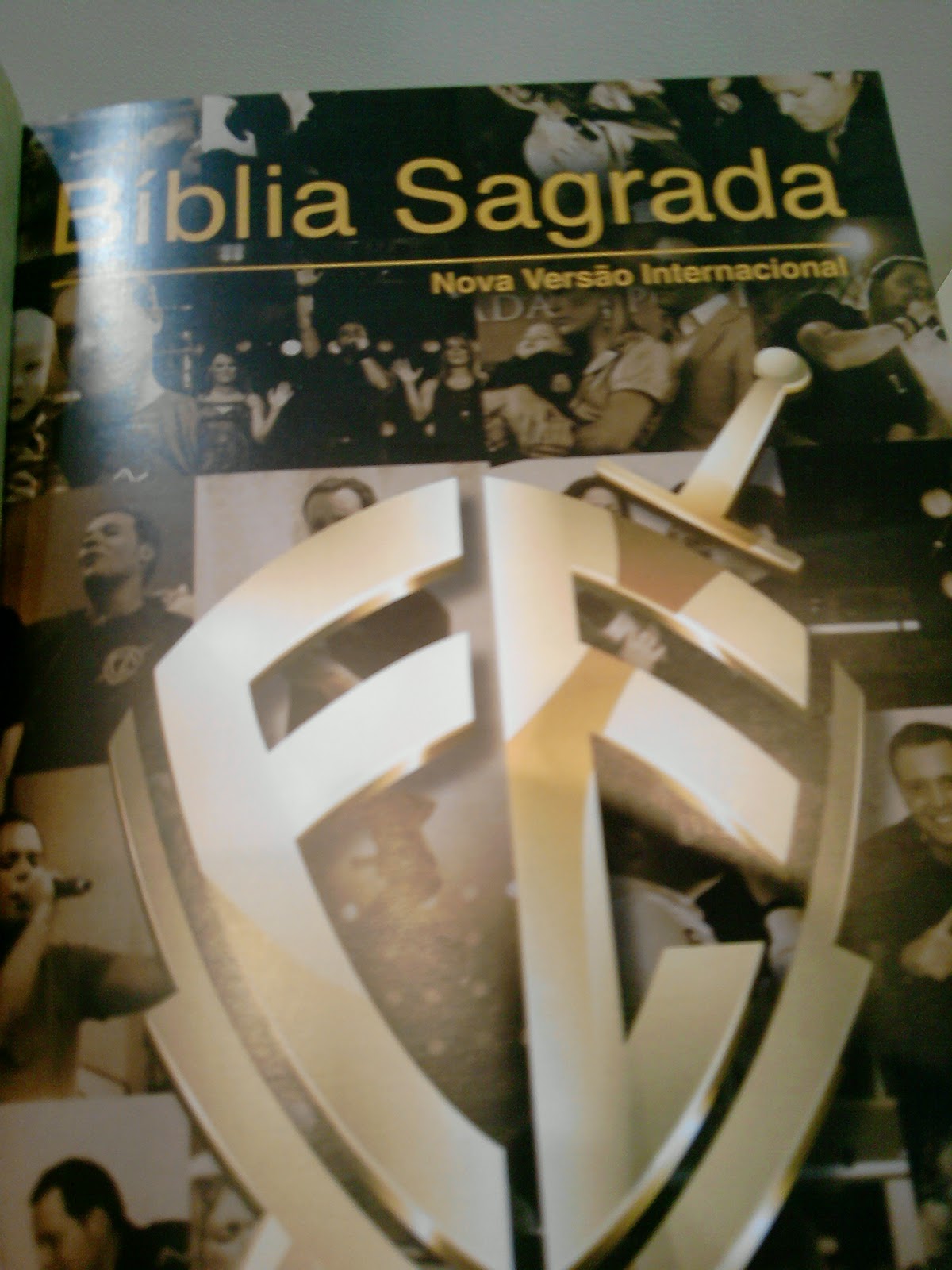 IURD SEDE NILÓPOLIS: Escudo da Fé