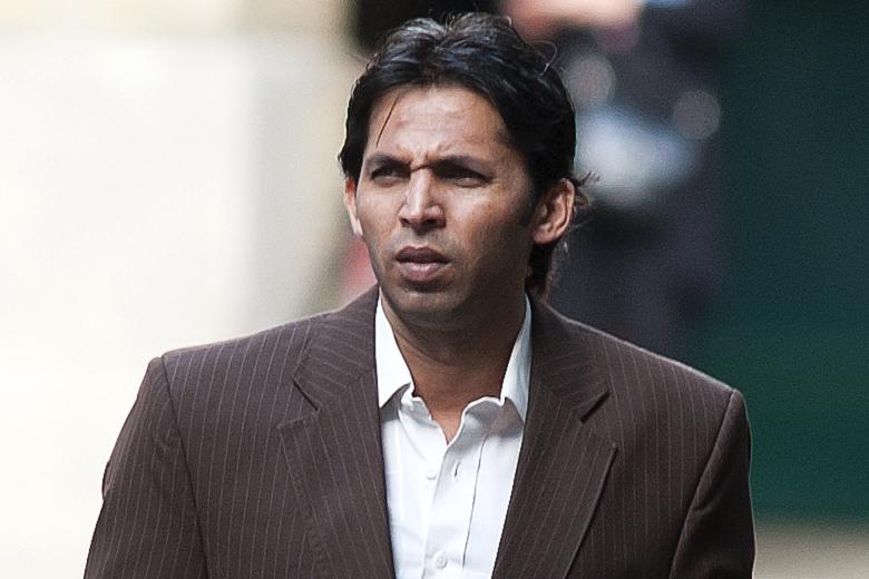 Pakistani Cricket Players Biography Wallpapers : Mohammad Asif