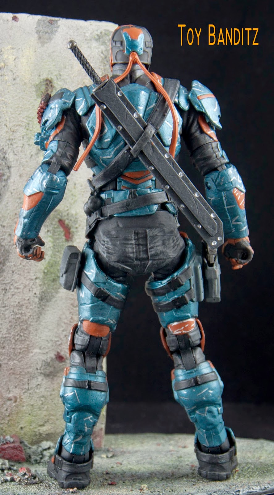 toy banditz: ARKHAM ORIGINS SERIES 2: DEATHSTROKE