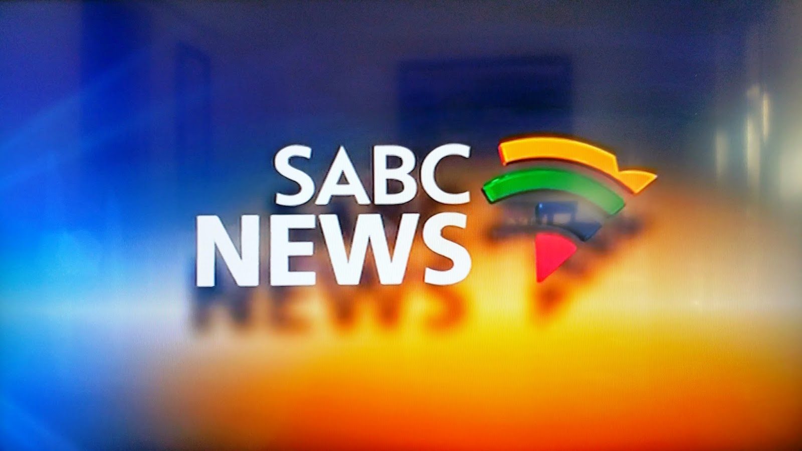 TV with Thinus: SABC starts a live, daily blog integrated into the SABC News website 'to deliver ...