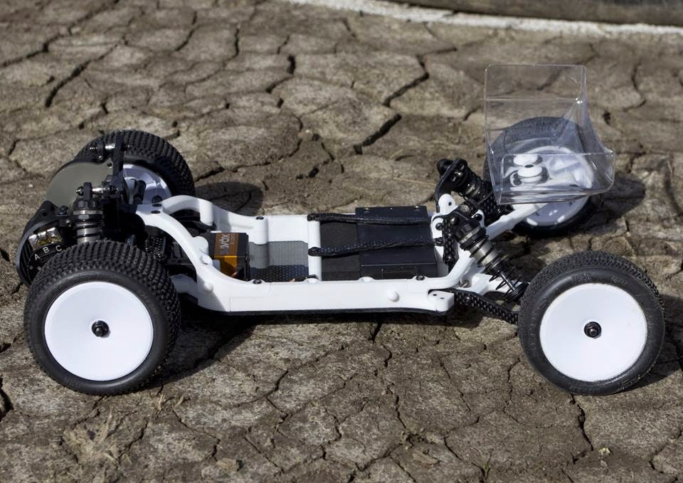 ORB Racing FFバギー新写真公開|ラジコンもんちぃ - オフロード/オンロード/ドリフト ラジコンニュース
