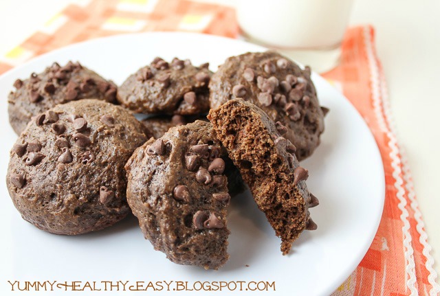 Delicious {Low Fat} Chocolate Cookies!! - Yummy Healthy Easy