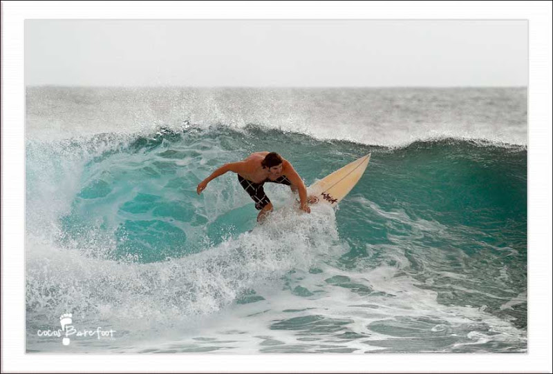 Cocos Barefoot Photography: SURFING: Mitch Carves up Cocos