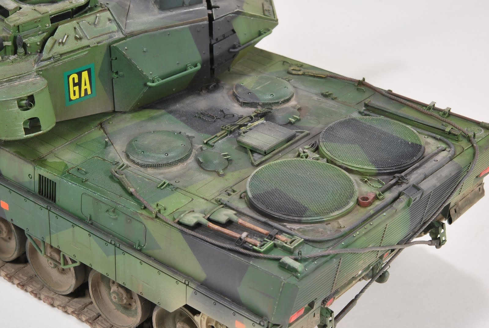 Chris Jerret modeling: Leopard (s) Strv.122 Sweden