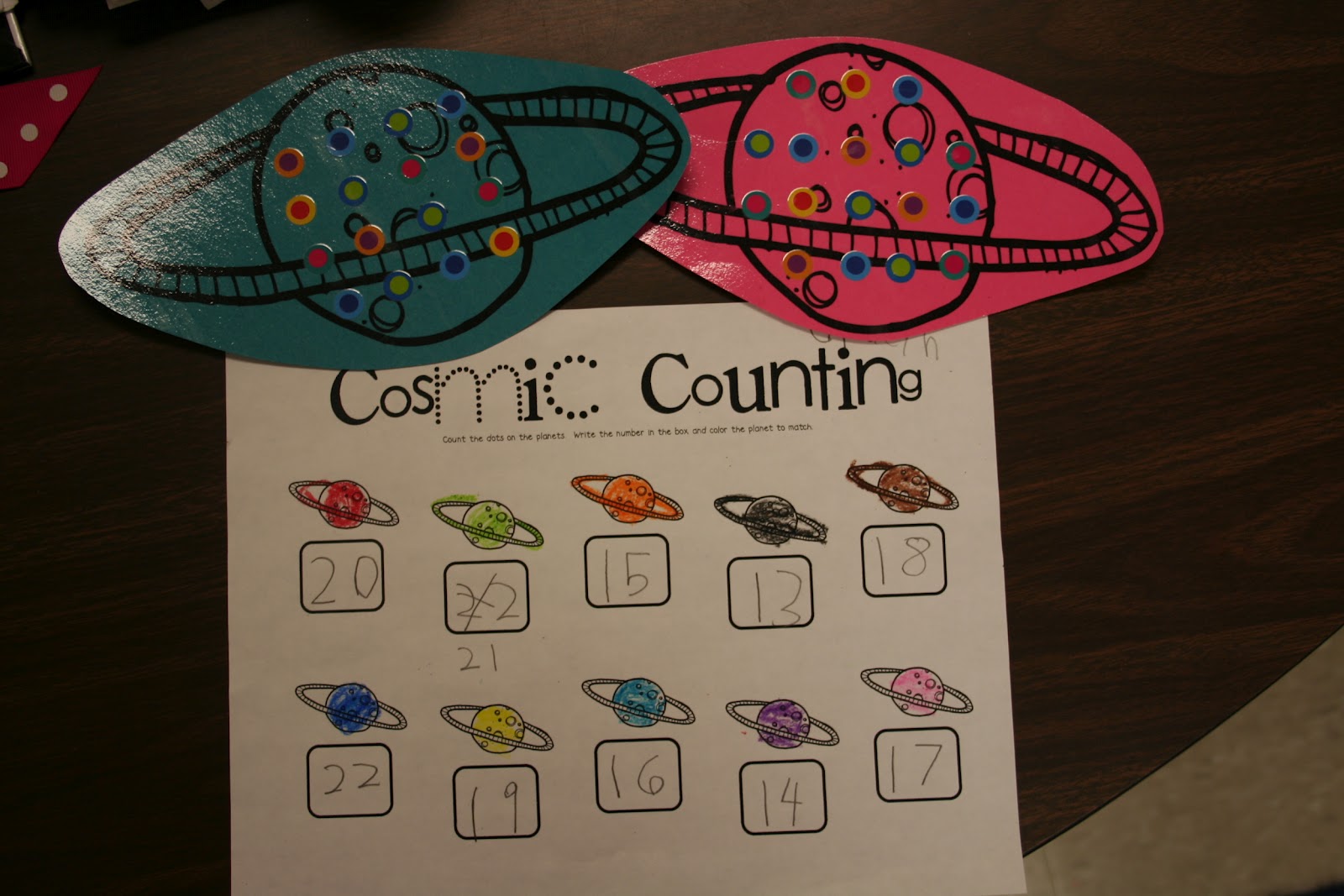 Mrs. Lee's Kindergarten: Space centers & a Pumpkin FREEBIE?