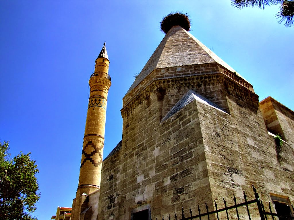 İbrahim Bey Türbesi | Nerede Ne Gezilir