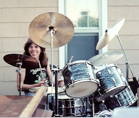 O Baú do Edu: MIKE GIBBINS BADFINGER - UM LUGAR NO TEMPO